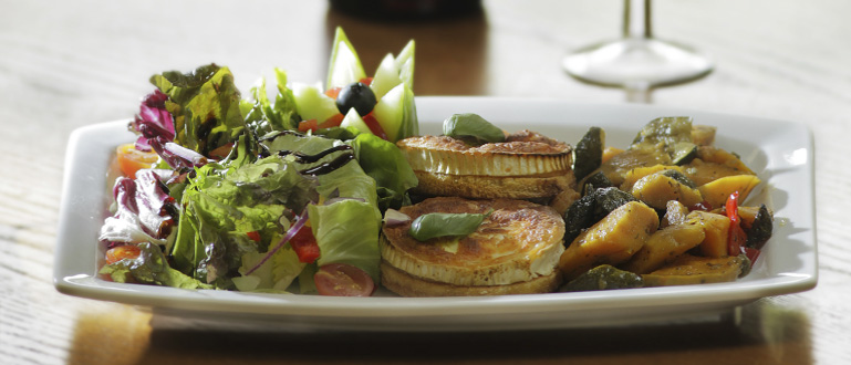 Full English Breakfast, Lunch, Dinner and drinks Cafe Capel CurigMoel ...